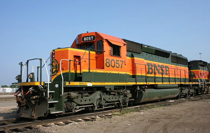 BNSF 8057